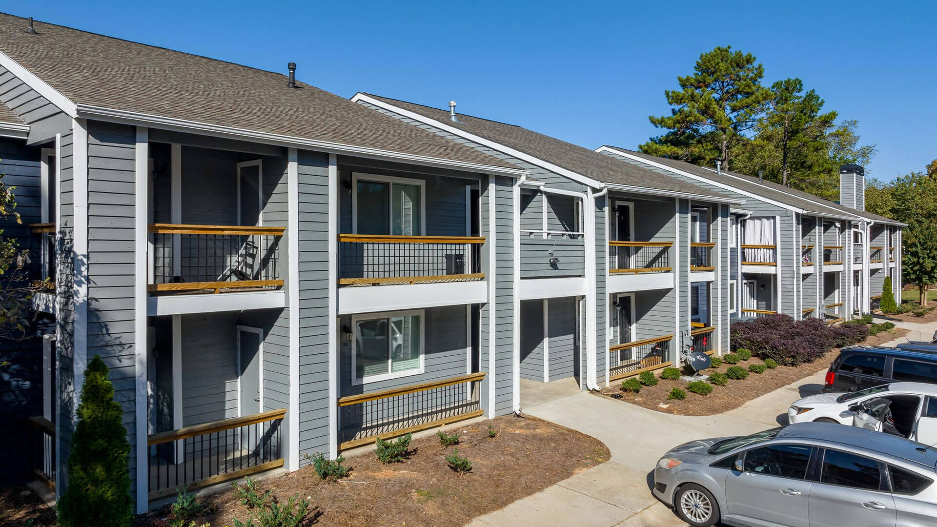 Crestmont Residences - TerraCap